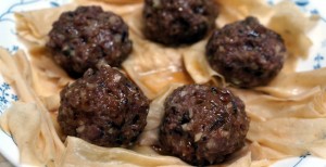 Chinese Dimsum Recipe : Steamed Beef Balls with Beancurd Sheet (山竹牛肉球)