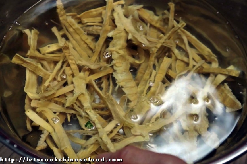 Chinese Festivals Recipe : Stewed Lotus Root with Dry Bamboo Shoot and ...