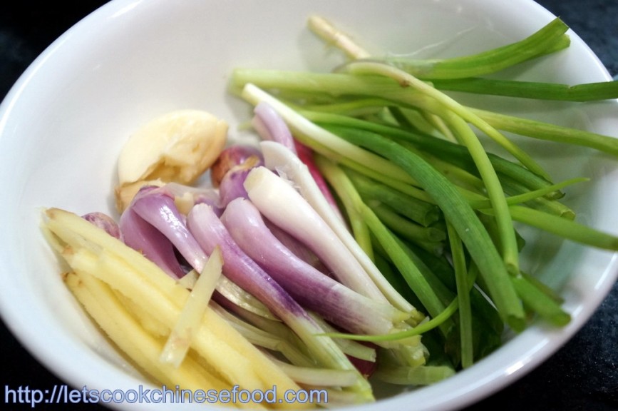 Chinese Recipe: Fried Chicken Legs with Ginger and Spring Onion (中菜食譜 ...