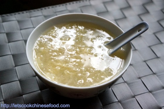 Chinese Dessert Recipe：Water Chestnut Sweet Soup (中式糖水食譜：馬蹄露／馬蹄沙)
