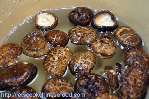 Chinese Recipe : Shanghai Fried Noodles (中式食譜：上海粗炒)